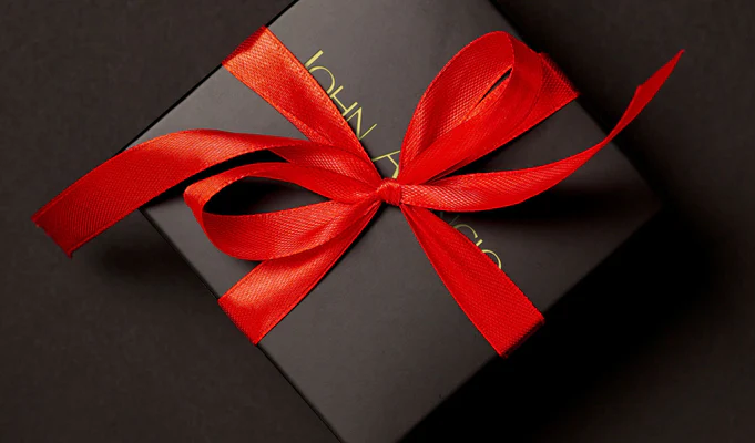 Best Diamond Holiday Gifts for 2024: Find the Perfect Sparkle – John ...